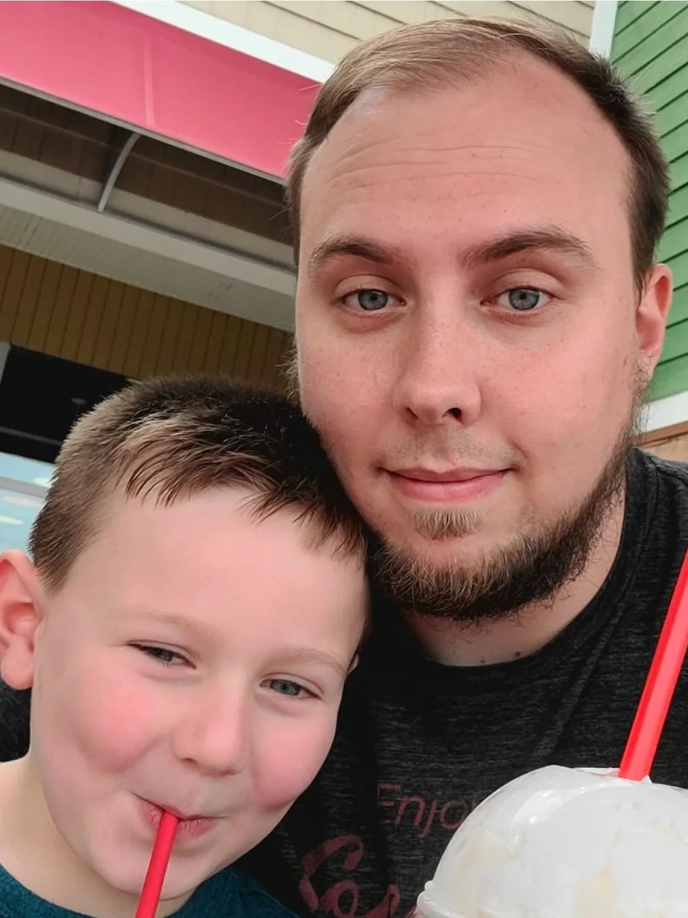 Team 1 — FUTUREVIEW