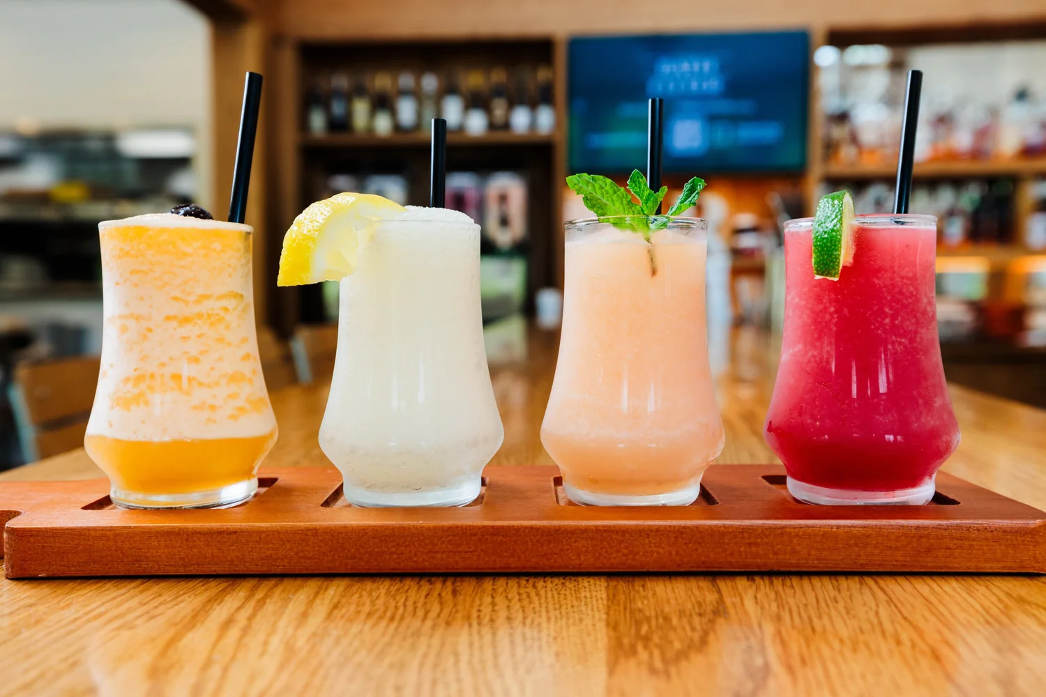 Gallery | Restaurants - Marblehead, OH — Red's Lakehouse