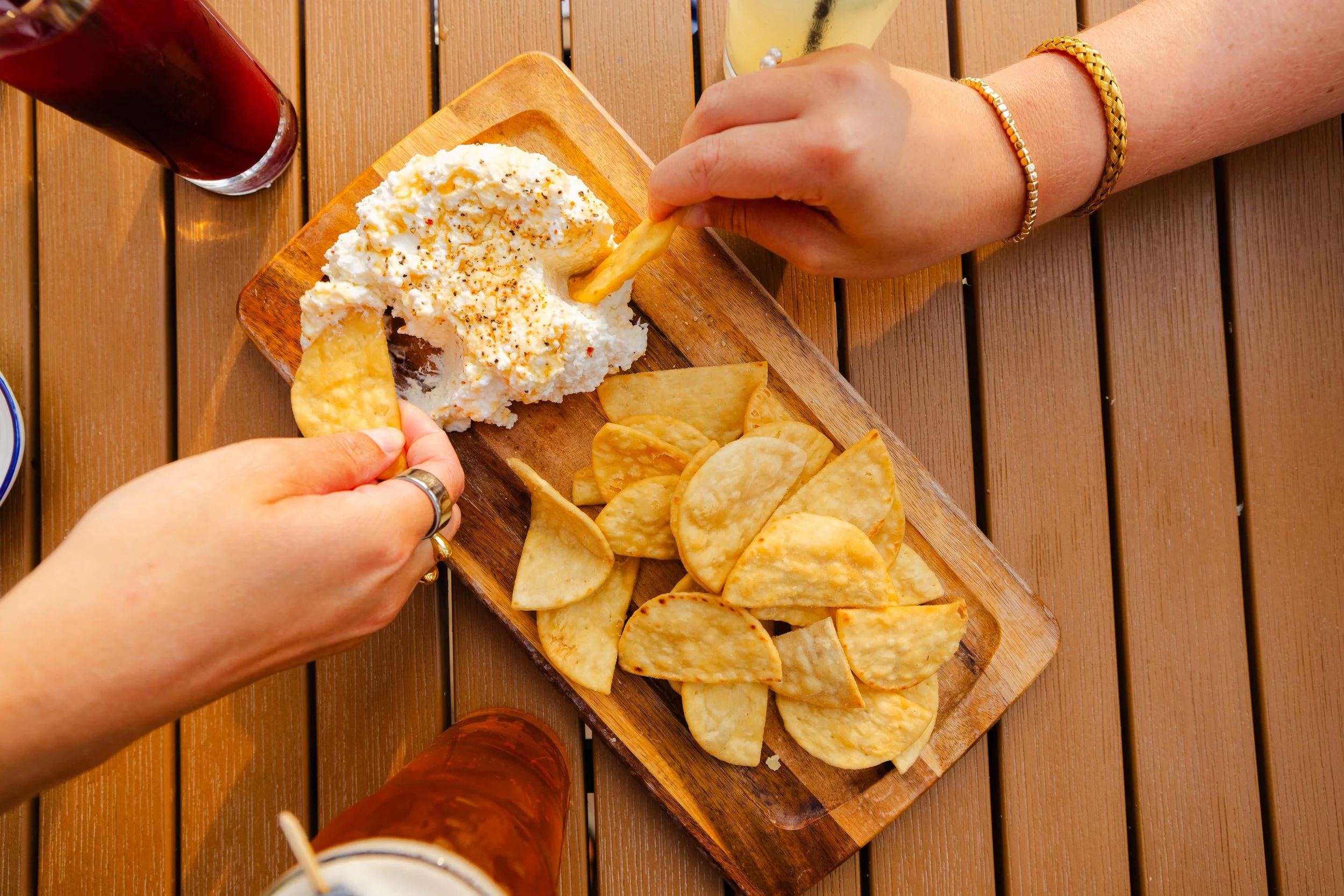 Gallery | Restaurants - Marblehead, OH — Red's Lakehouse