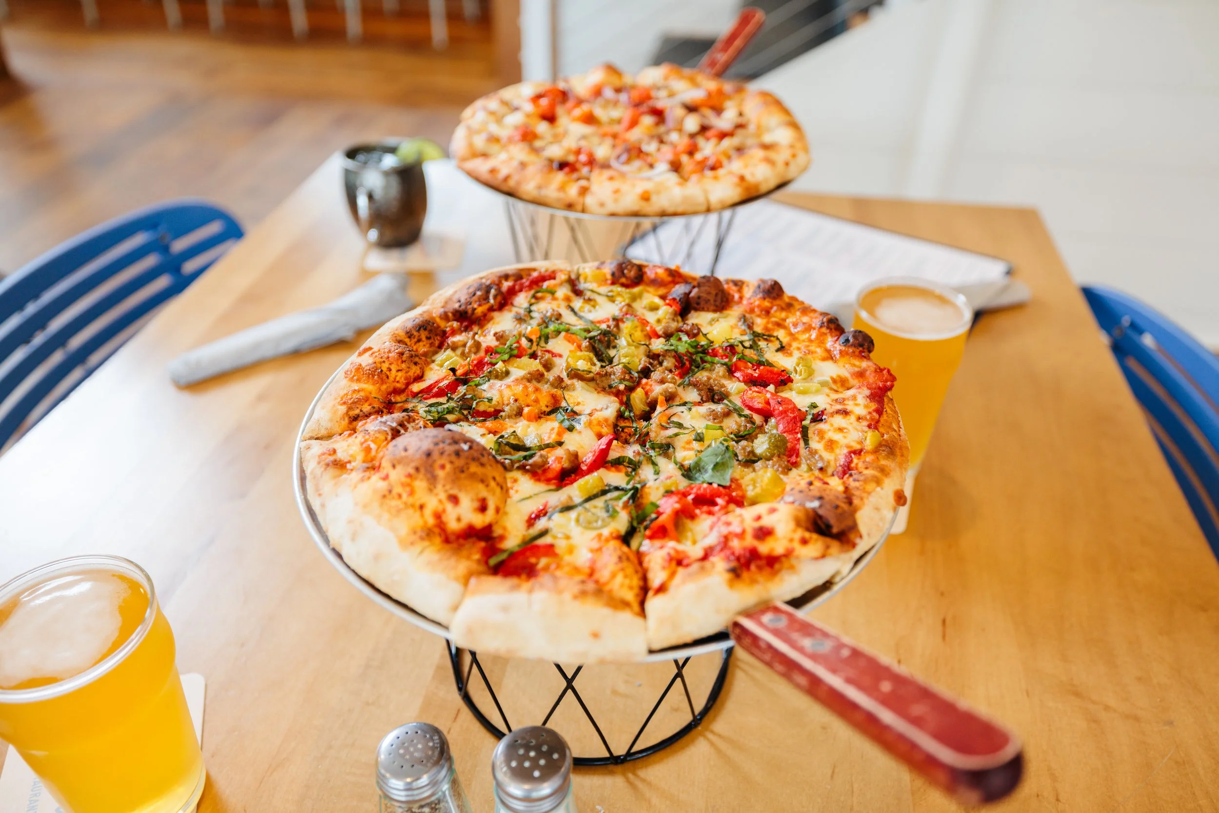Red's Lakehouse | Restaurant & Bar in Marblehead, OH