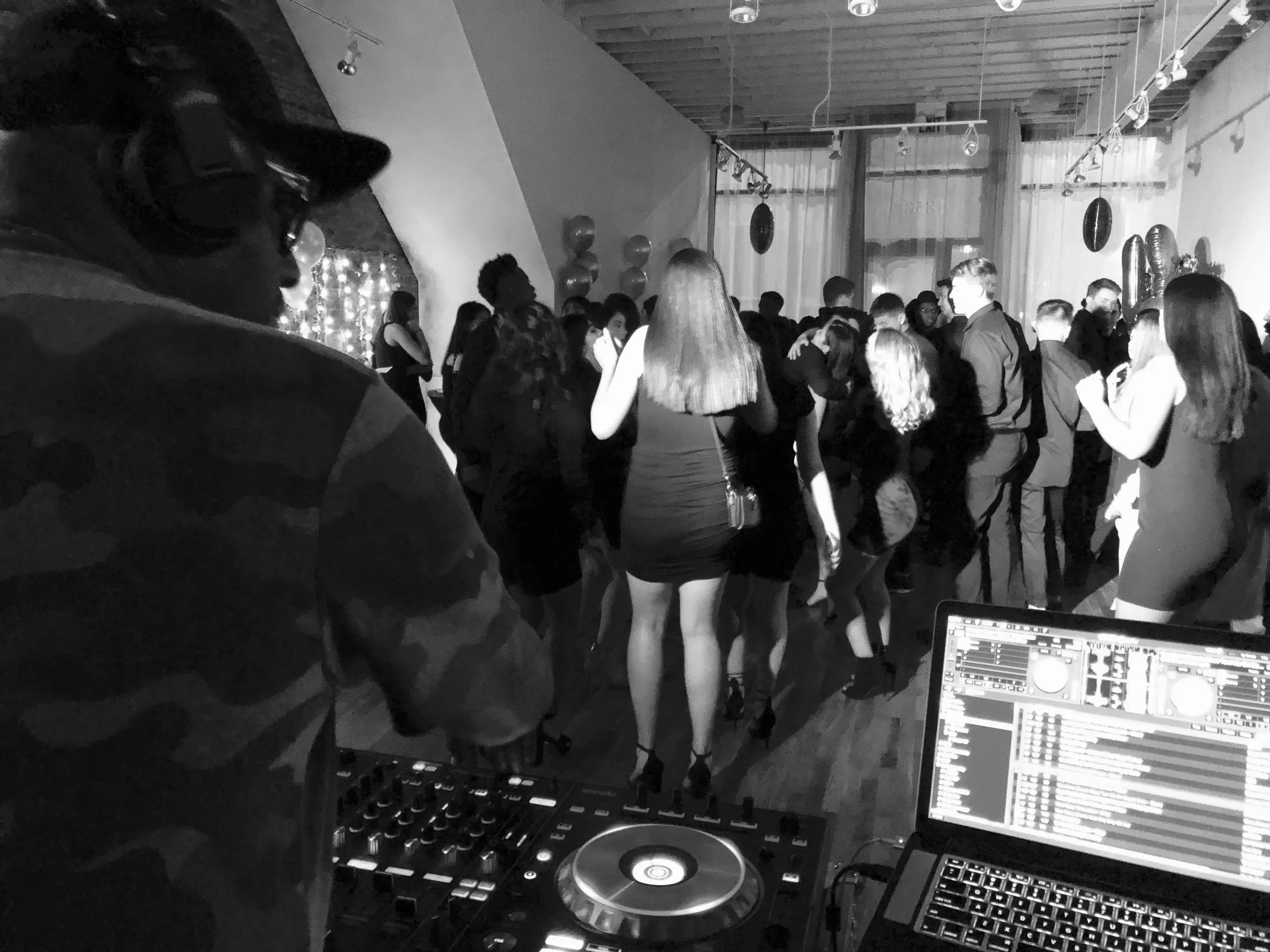 DJ D. Jones - Traveling Wedding DJ, upscale private event DJ and ...