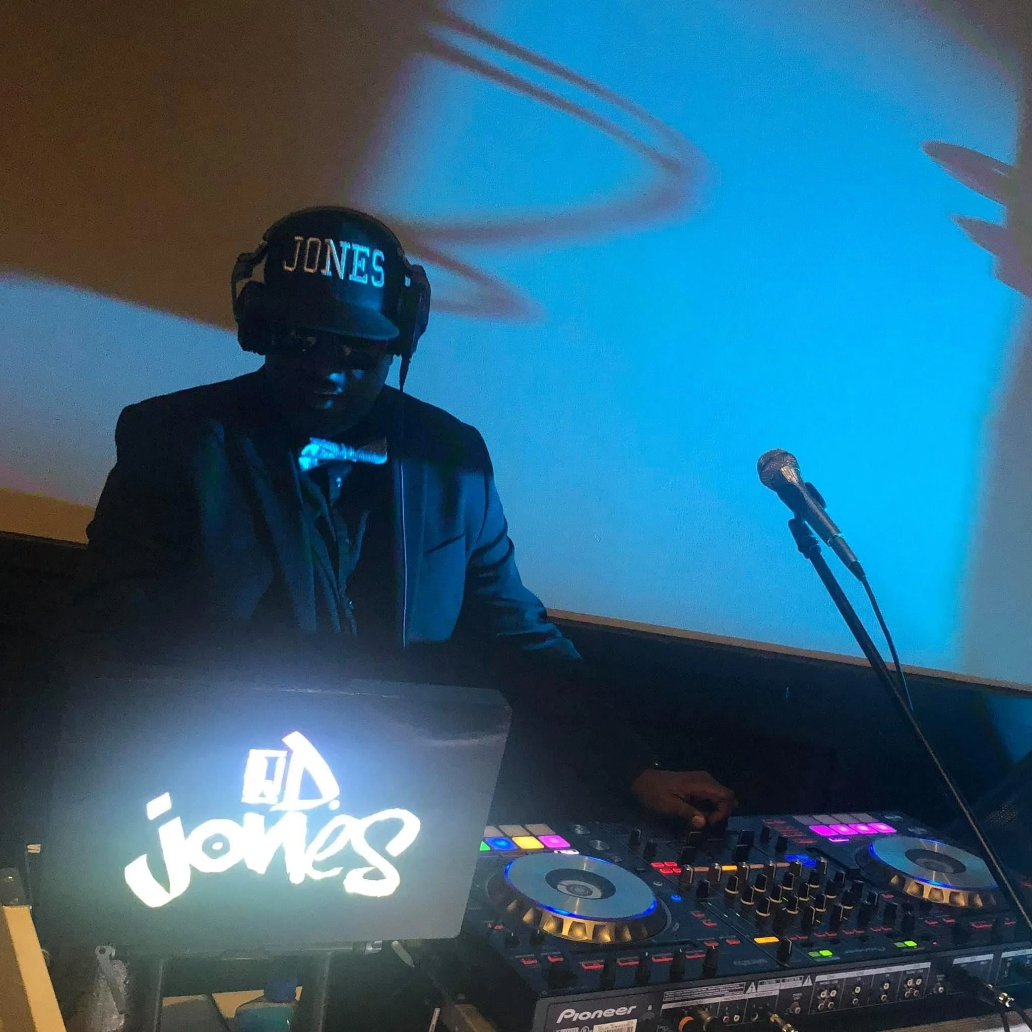 DJ D. Jones - Traveling Wedding DJ, upscale private event DJ and ...