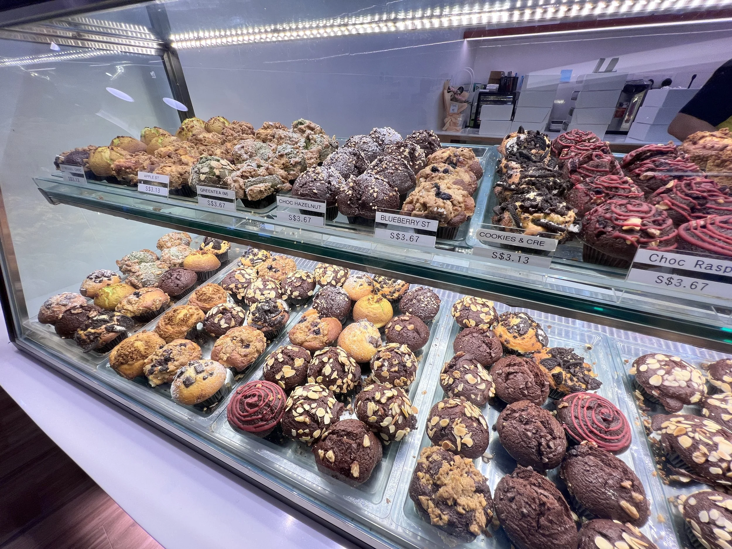 Halal Muffin Empire AJ Delights Opens in Buona Vista — Muslim Travel Blog