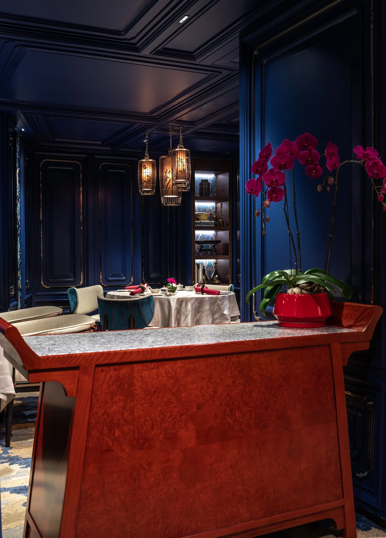 Man Wah Mandarin Oriental Hong Kong — Silverfox Studios Pte Ltd