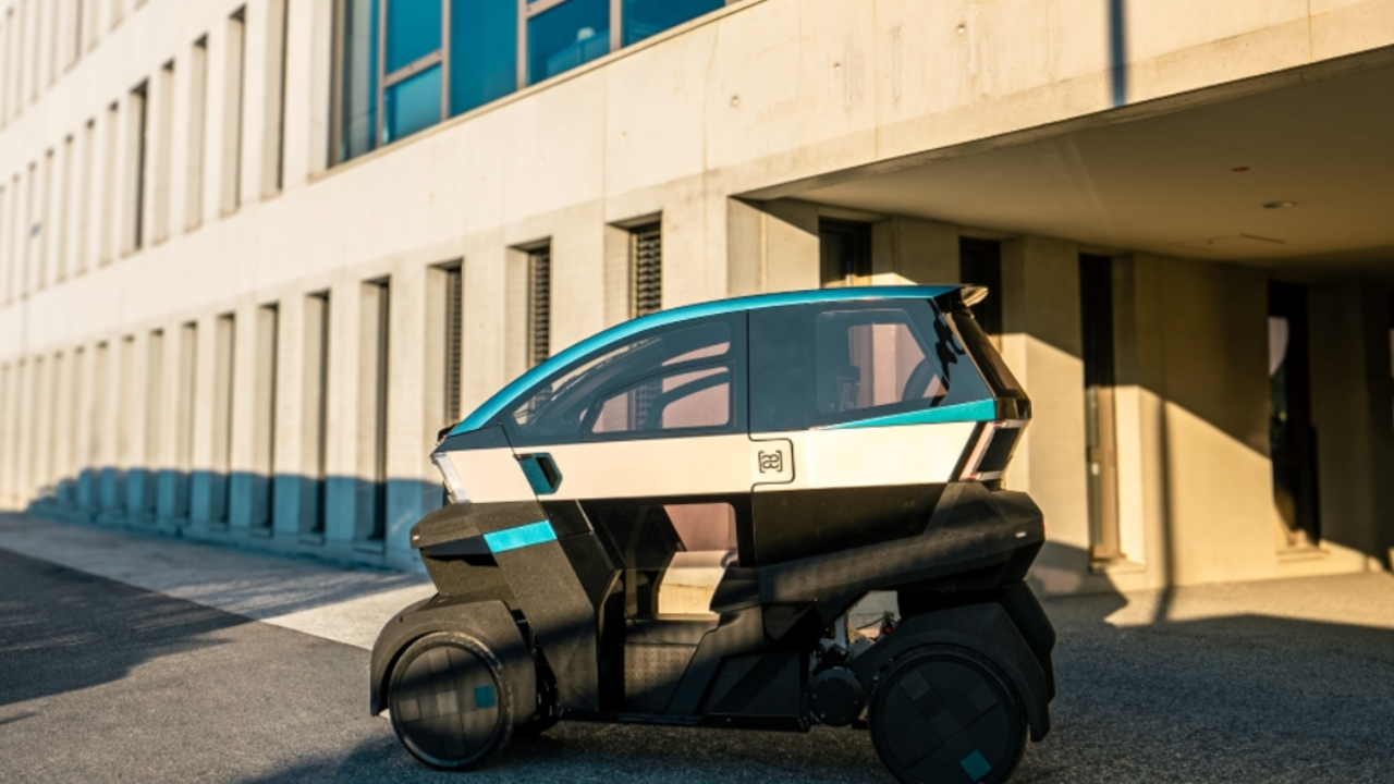 AEMotion Tilting Electric Microcar: The French EV That's Part Car, Part ...