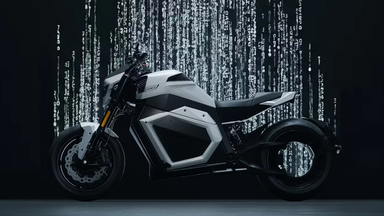 Verge TS Pro Review: The Hubless Electric Superbike That Went on a Diet ...