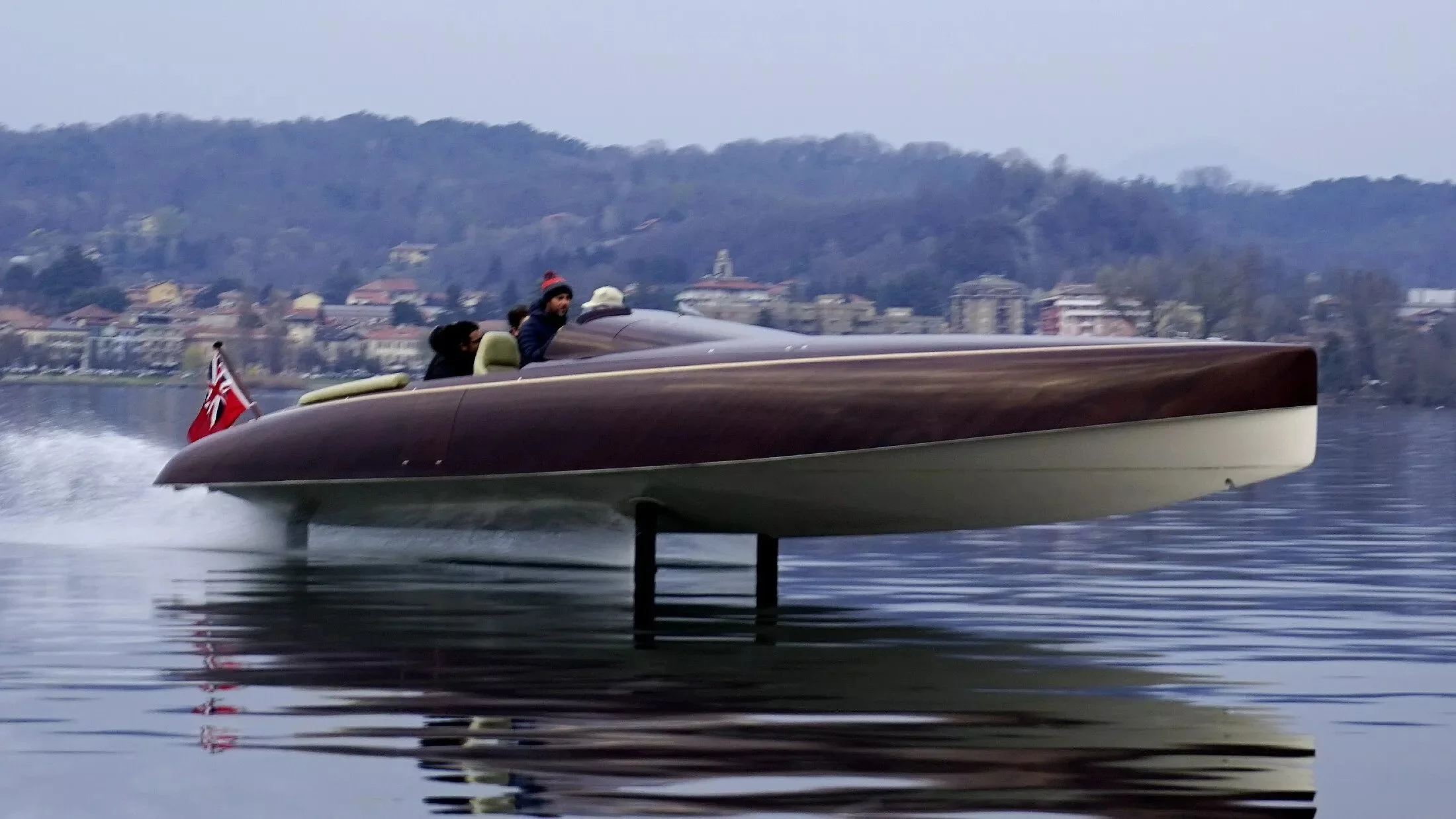 Electric Luxury Flying Boat: SpiritBARTech35EF Leading the Charge ...