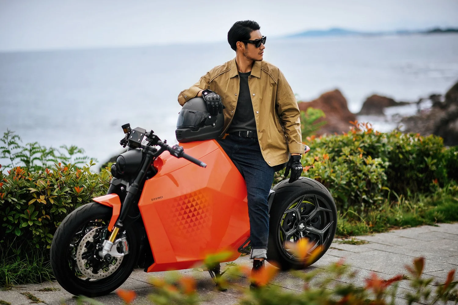 Davinci’s DC100: The Future of Electric Motorcycles Is Here! — Captain ...