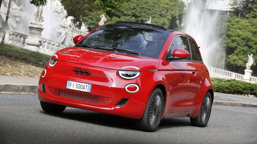 Fiat TRIS: Electric 3-Wheeler Revolution or Quirky Cargo Carrier? Specs ...