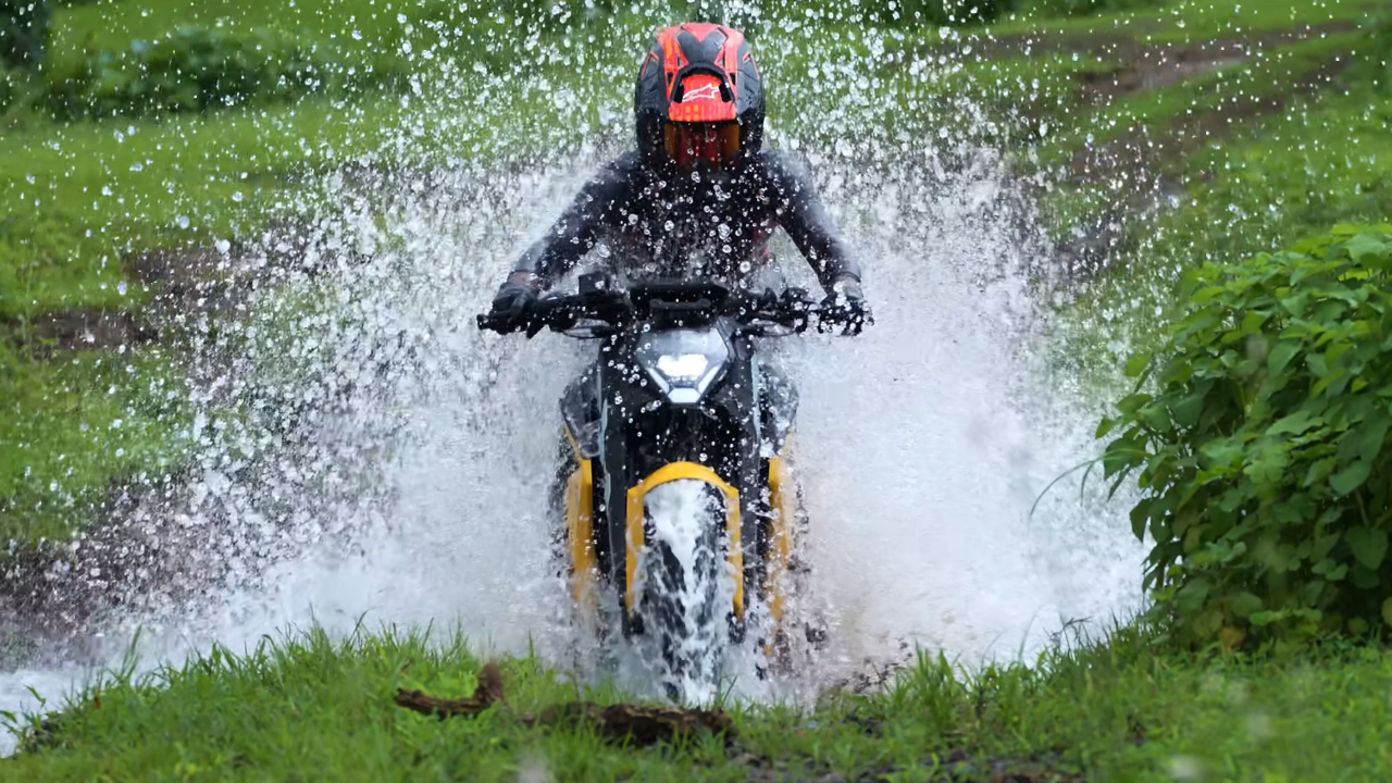 Electric Sportbike Goes Off-Road? Ultraviolette F77 Gets Muddy ...