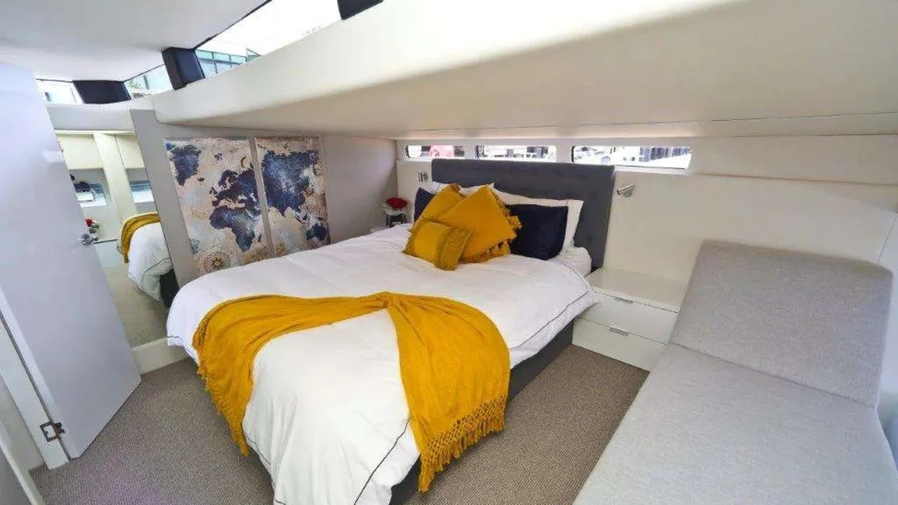 Sunpower Solar-E 44 Coupe Review: The Silent 30-Knot Electric Yacht — Captain Electro