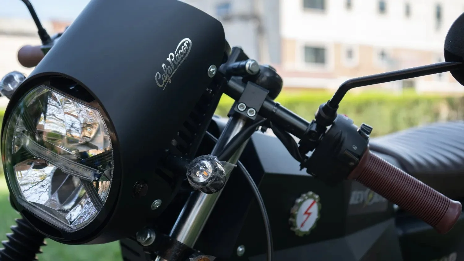 Revolve Electric Café Racer: Affordable Fun on Two Wheels — Captain Electro