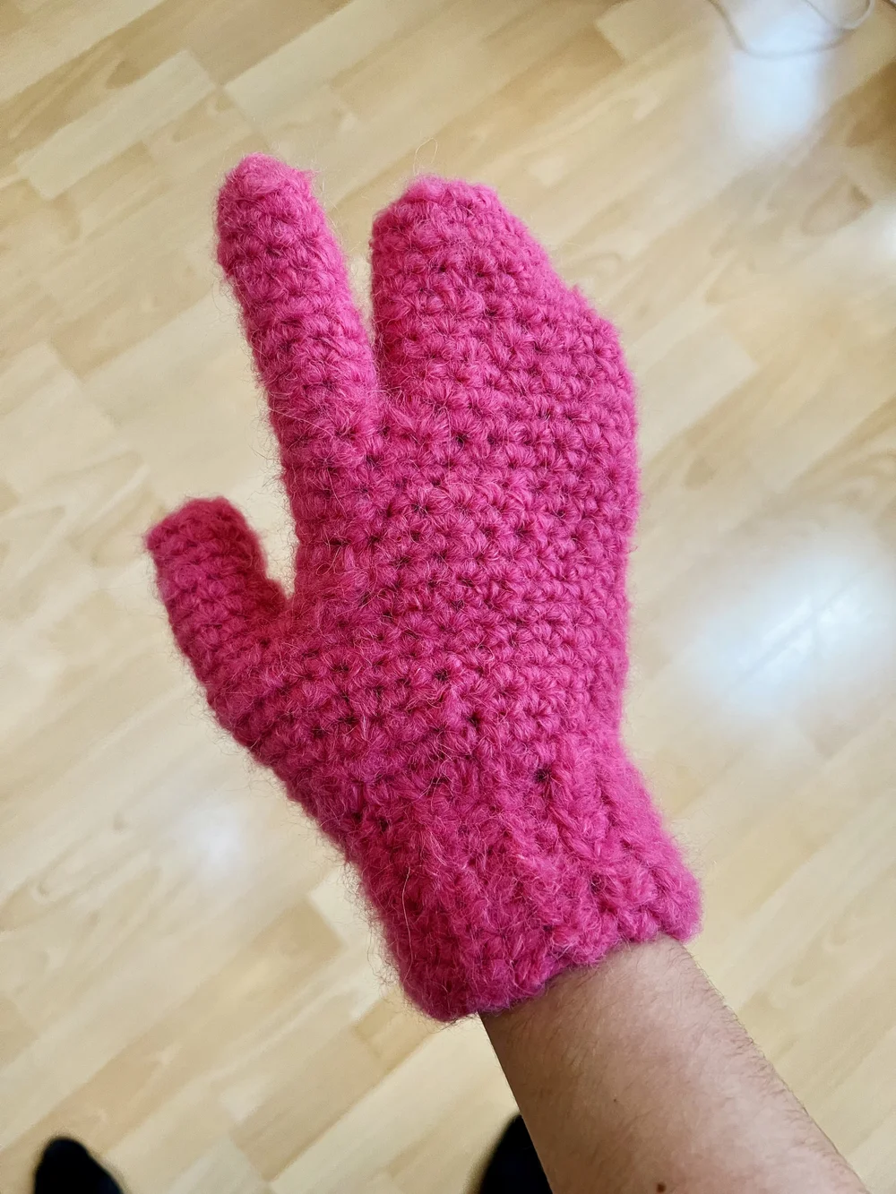 tabi mittens — material grrrlz