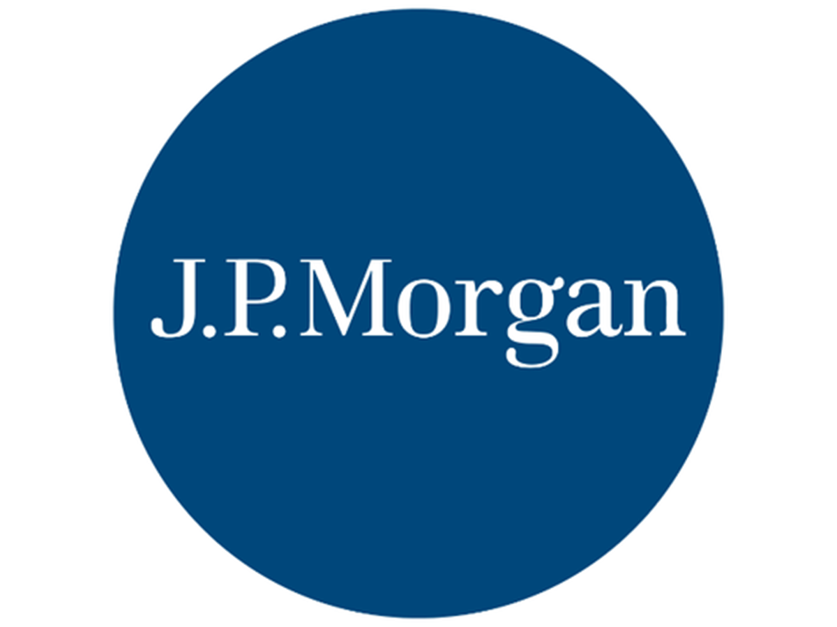 Shoppes at Woolbright