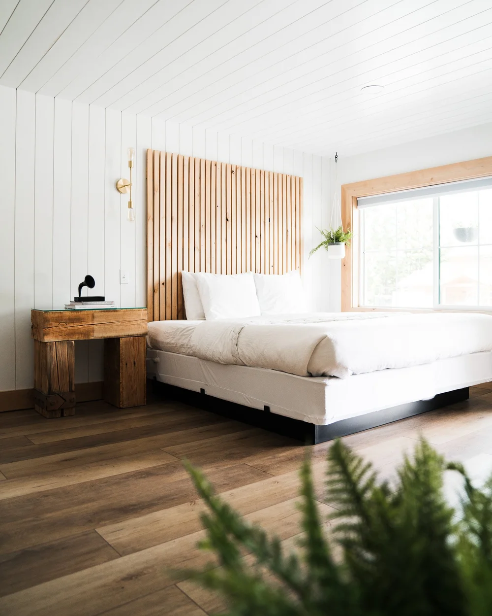 McCall Idaho Hotel. Stay in Style. — Scandia Inn