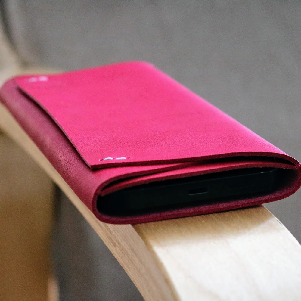 The Fold Plus - Handmade minimal leather wallet | Nostitch