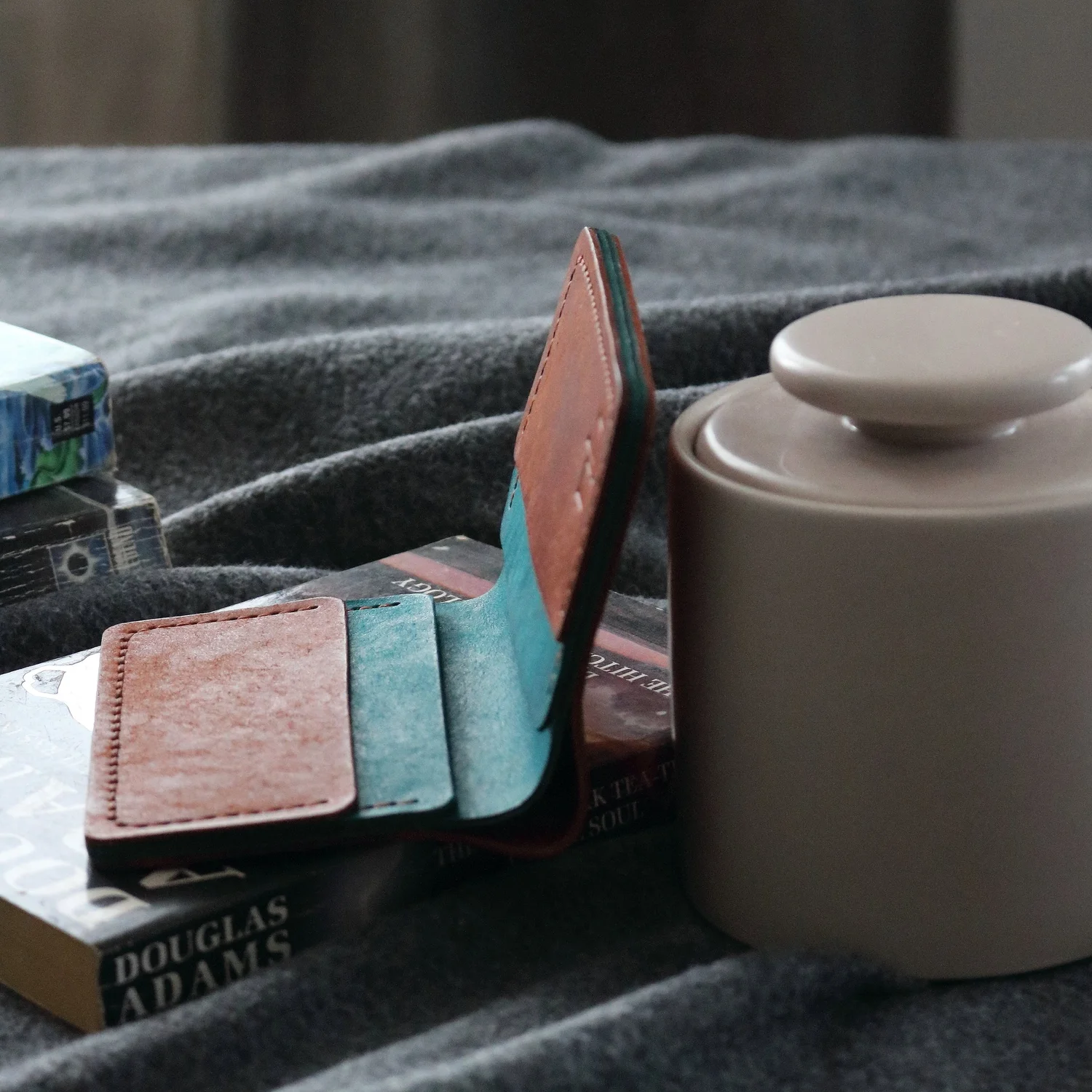 The Fold Plus - Handmade minimal leather wallet | Nostitch