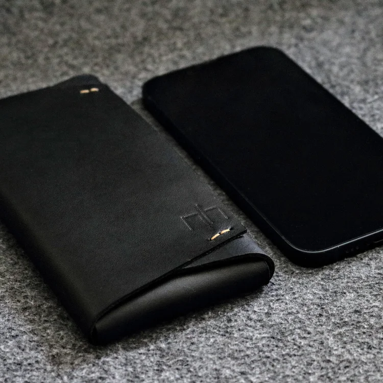 The Joker - Handmade stitchless leather wallet | Nostitch