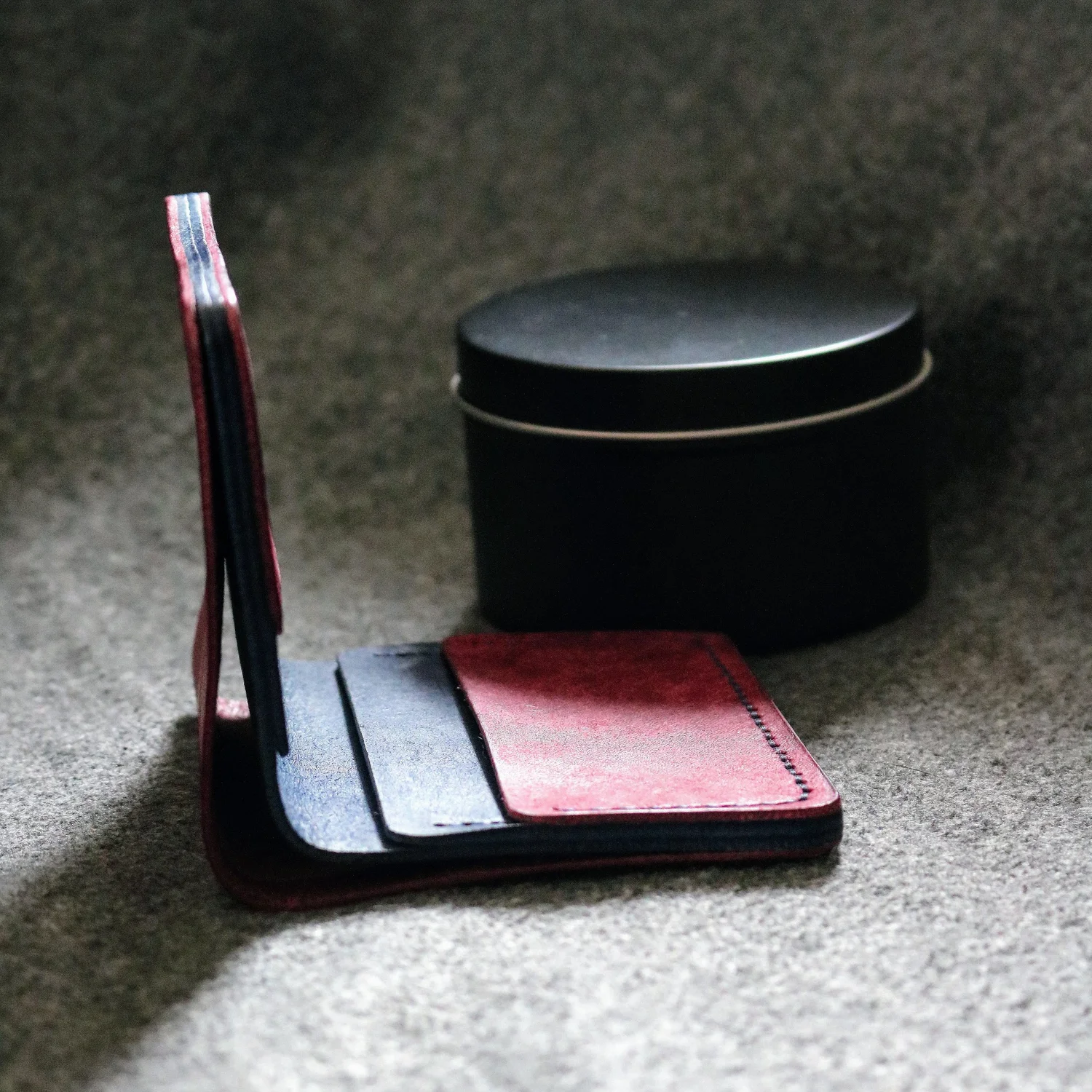 The Fold Plus - Handmade minimal leather wallet | Nostitch