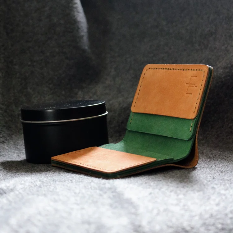The Fold Plus - Handmade minimal leather wallet | Nostitch