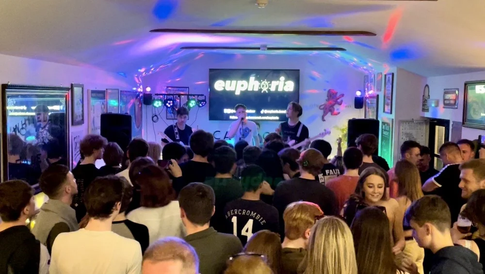 Gallery 1 — The Windsor Trooper