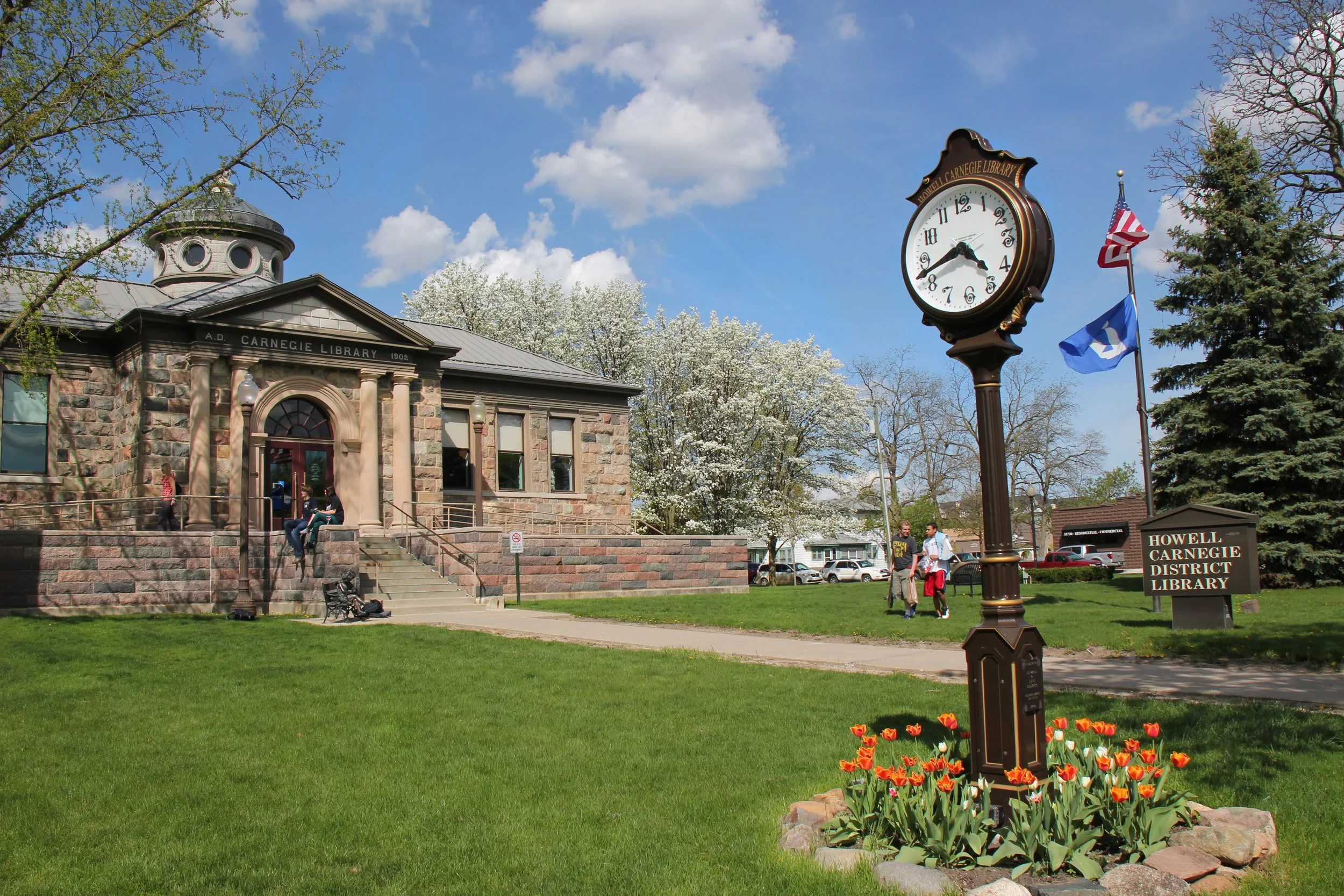 Howell Library Clock — Kellogg Family Foundation