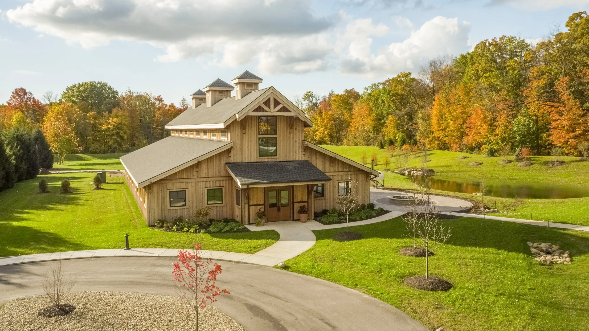 Cedar Barn — White Oak Farm Venue