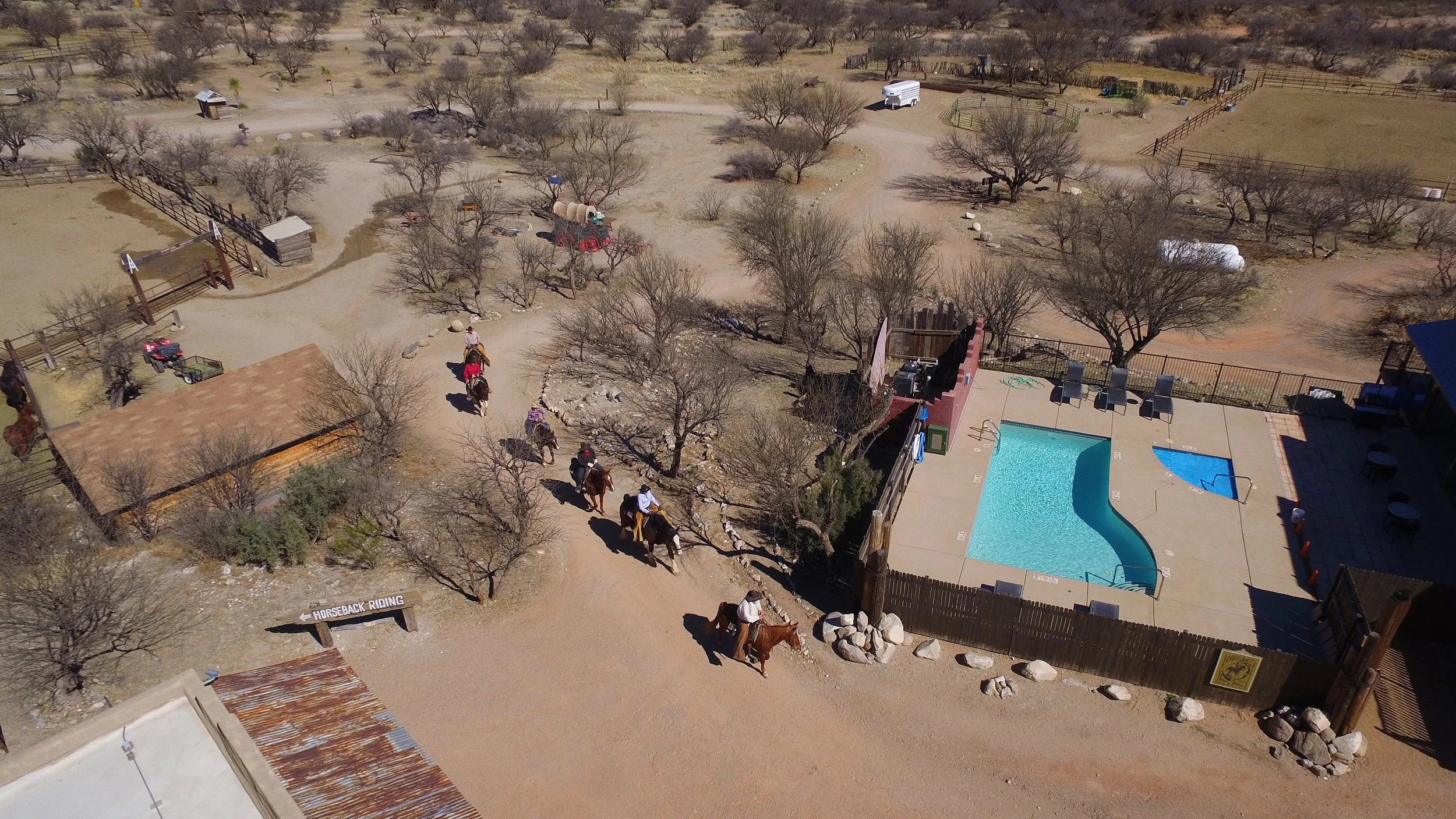 Amenities — Tombstone Monument Ranch & Cattle Co