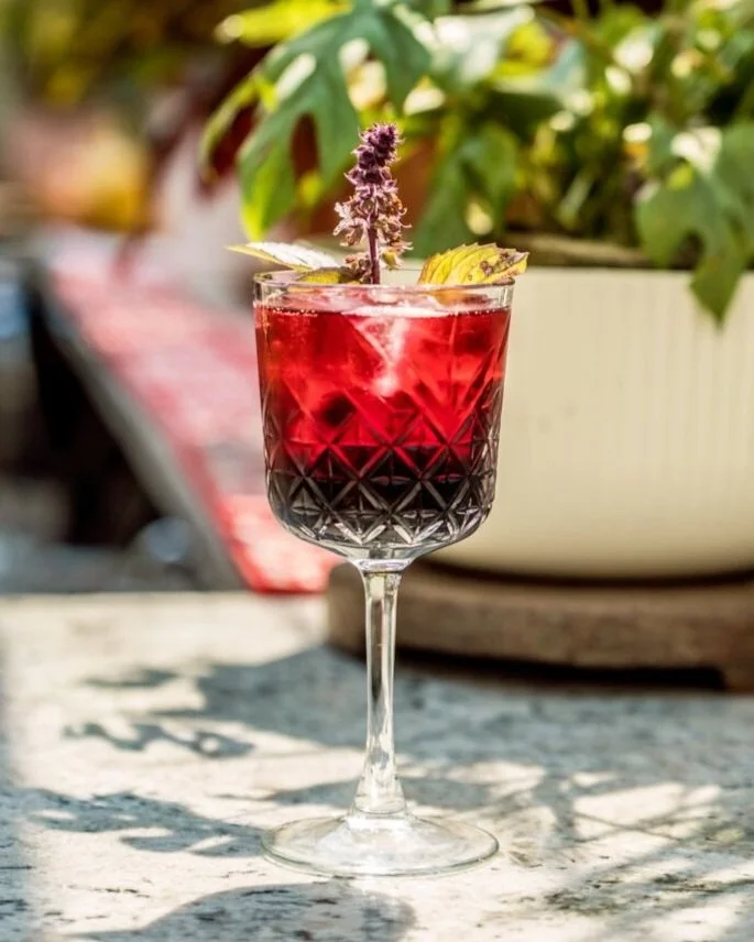 Outdoor Cocktail Bar in Cincinnati OTR | Somerset Bar