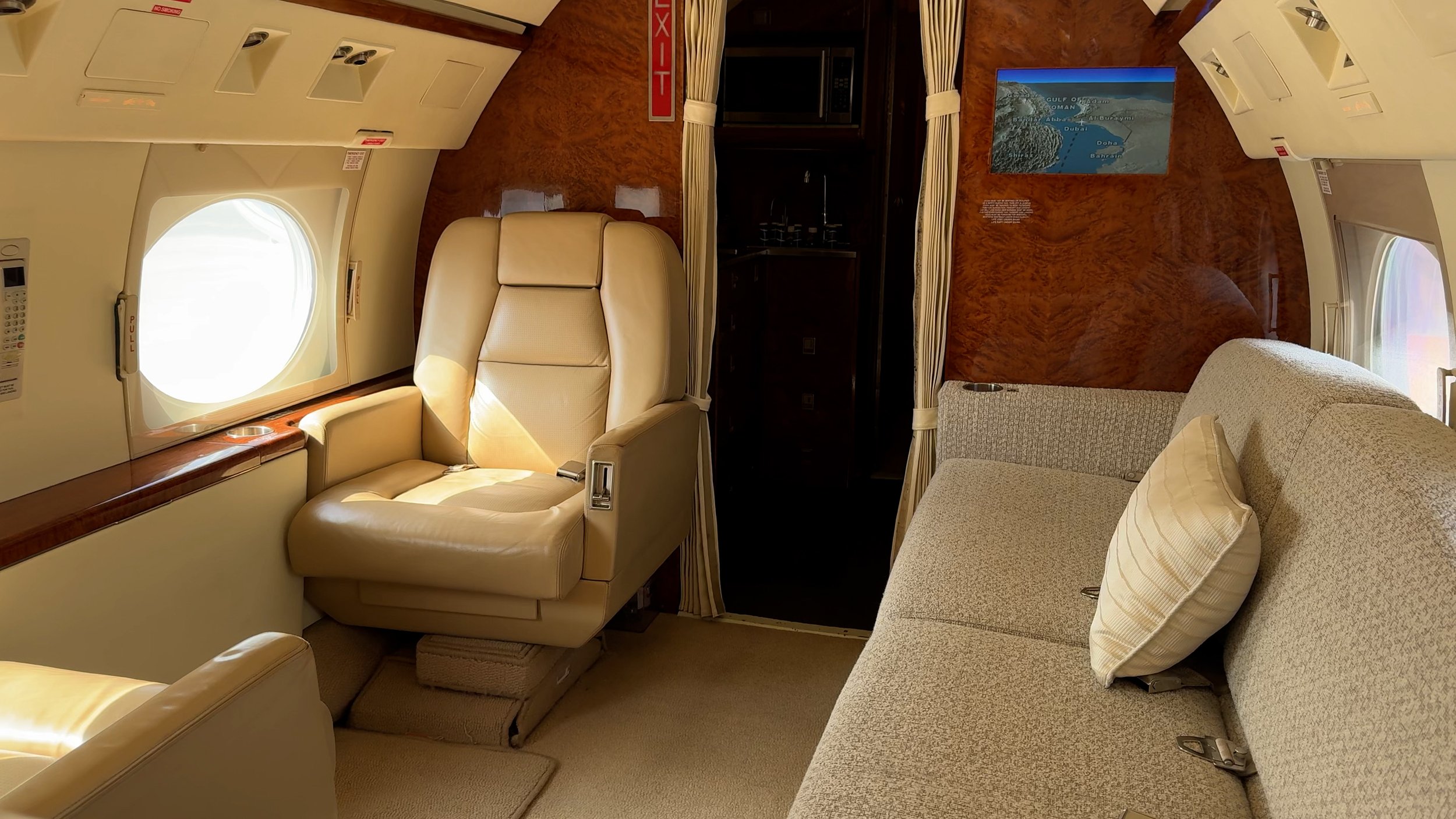 A Unique Journey: Flying Private with K9 Jets for Dogs — Noel Philips