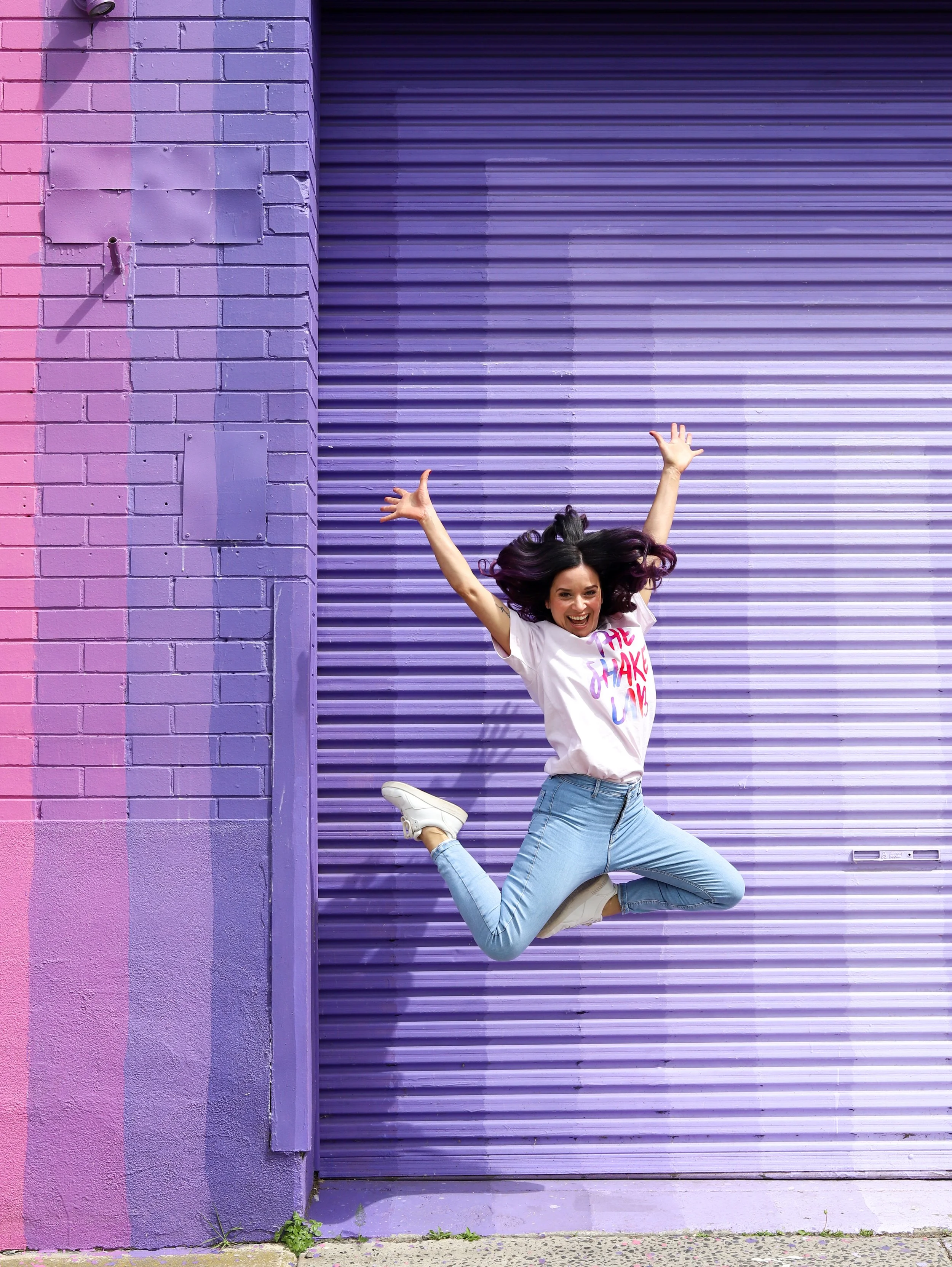 Contact 1 — The Shake Lab