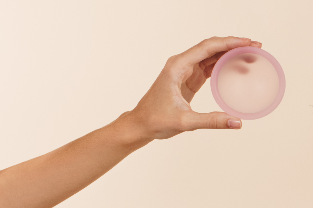 Menstrual Discs 101: Benefits, How to Use, and Tips for Success — Dr ...