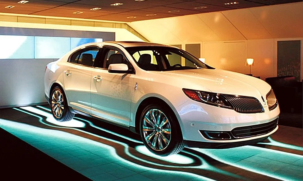 Digital LED Screens - Floor panels — Display Innovations