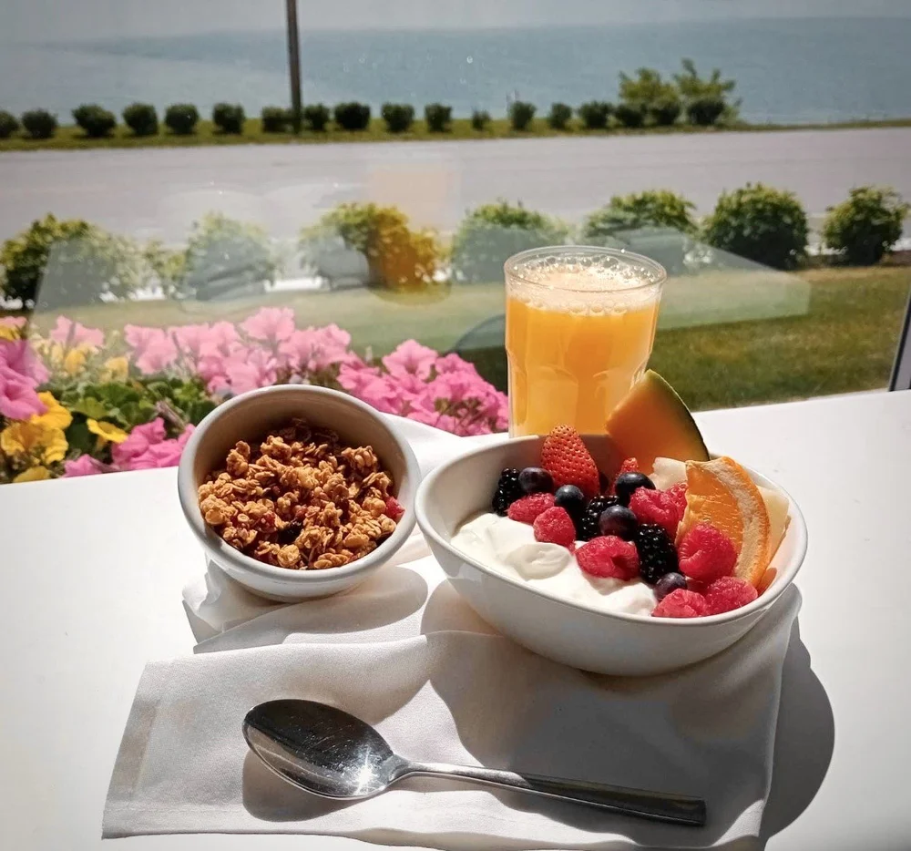 Gallery — North Hero House | Lakeside Inn and Restaurant | Lake ...