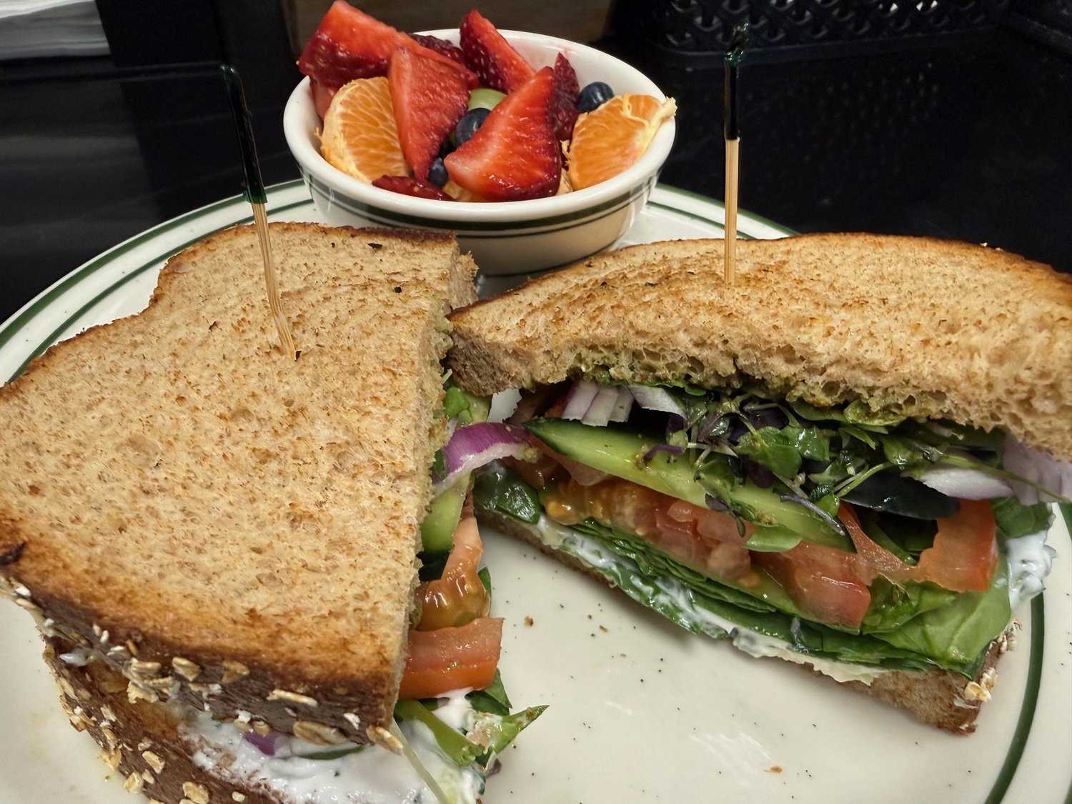 Bee's Bakery Cafe