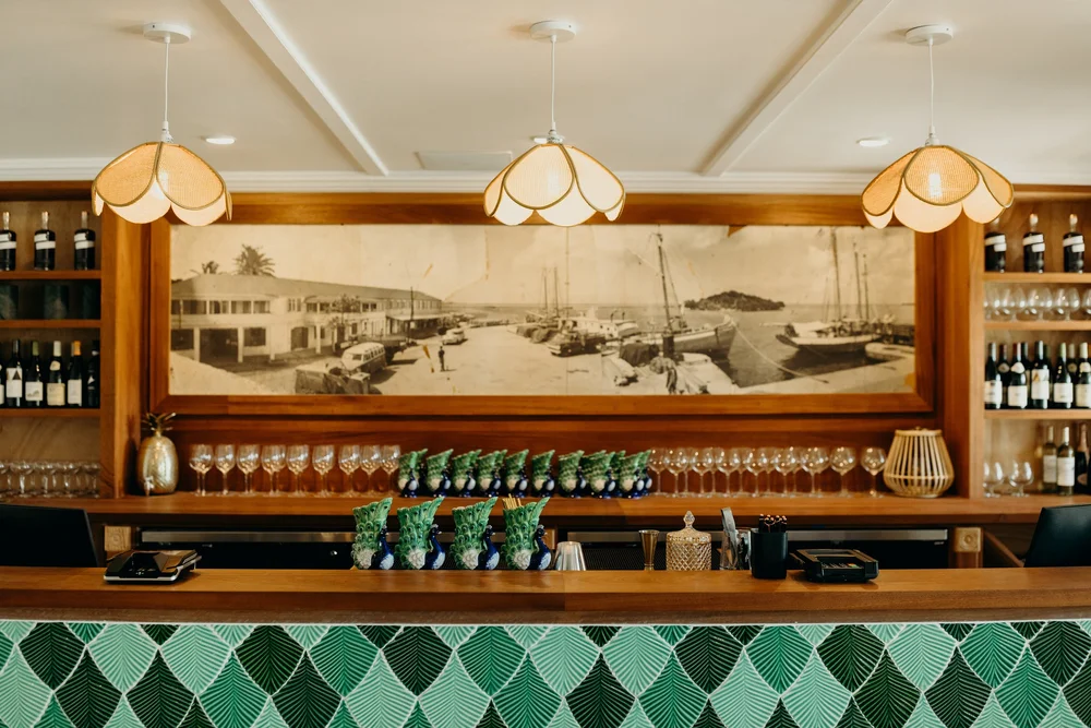 Dining — Hotel on the Cay