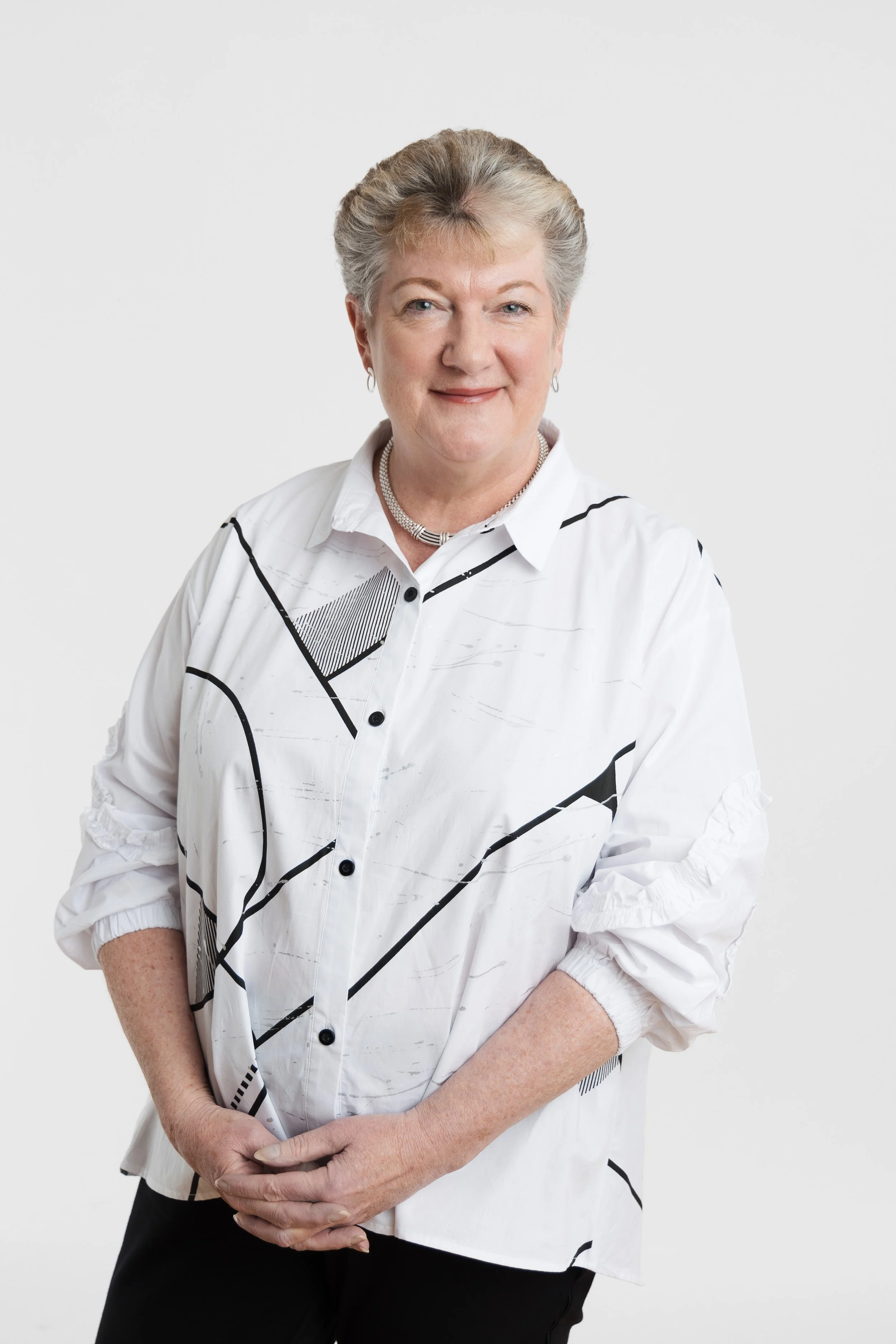 Our Team — Dr Nicole Sides