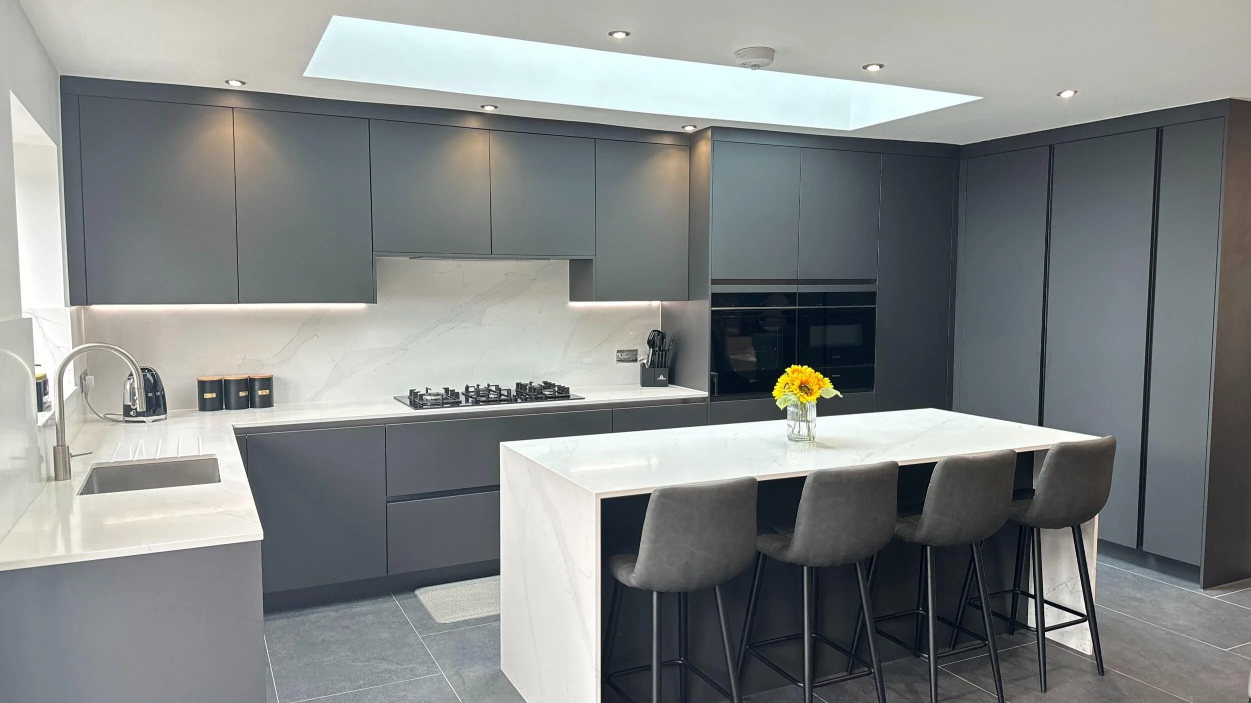 Contemporary Stratus Grey Kitchen in Grays | BCK Interiors