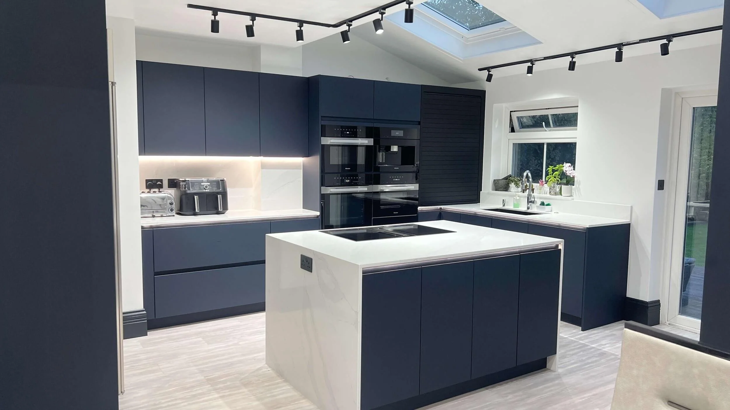 Create A Multifunctional, Family-friendly Kitchen | BCK Interiors