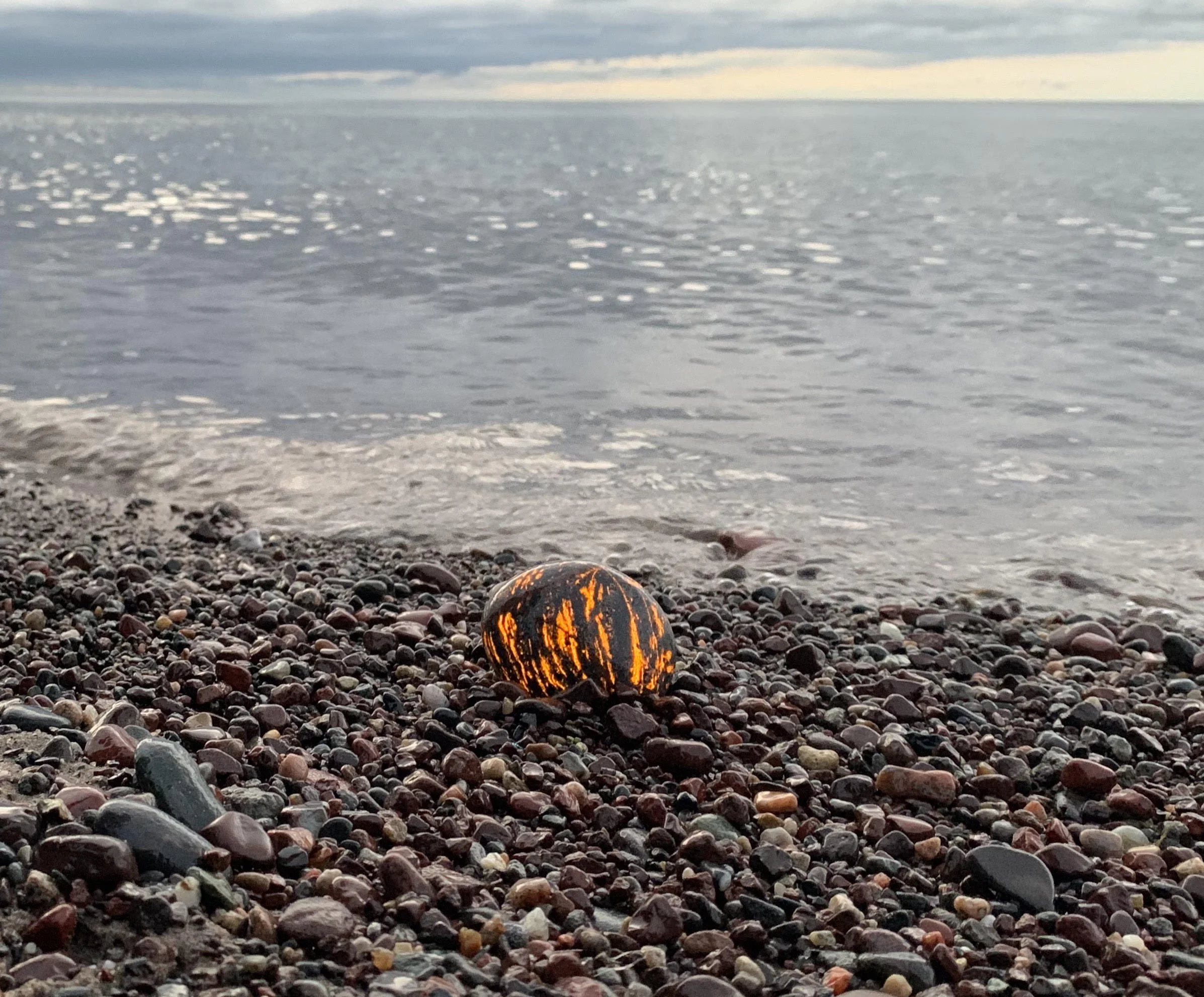 Marquette Adventures Charters - Yooperlite Rock Hunting - Fluorescent ...