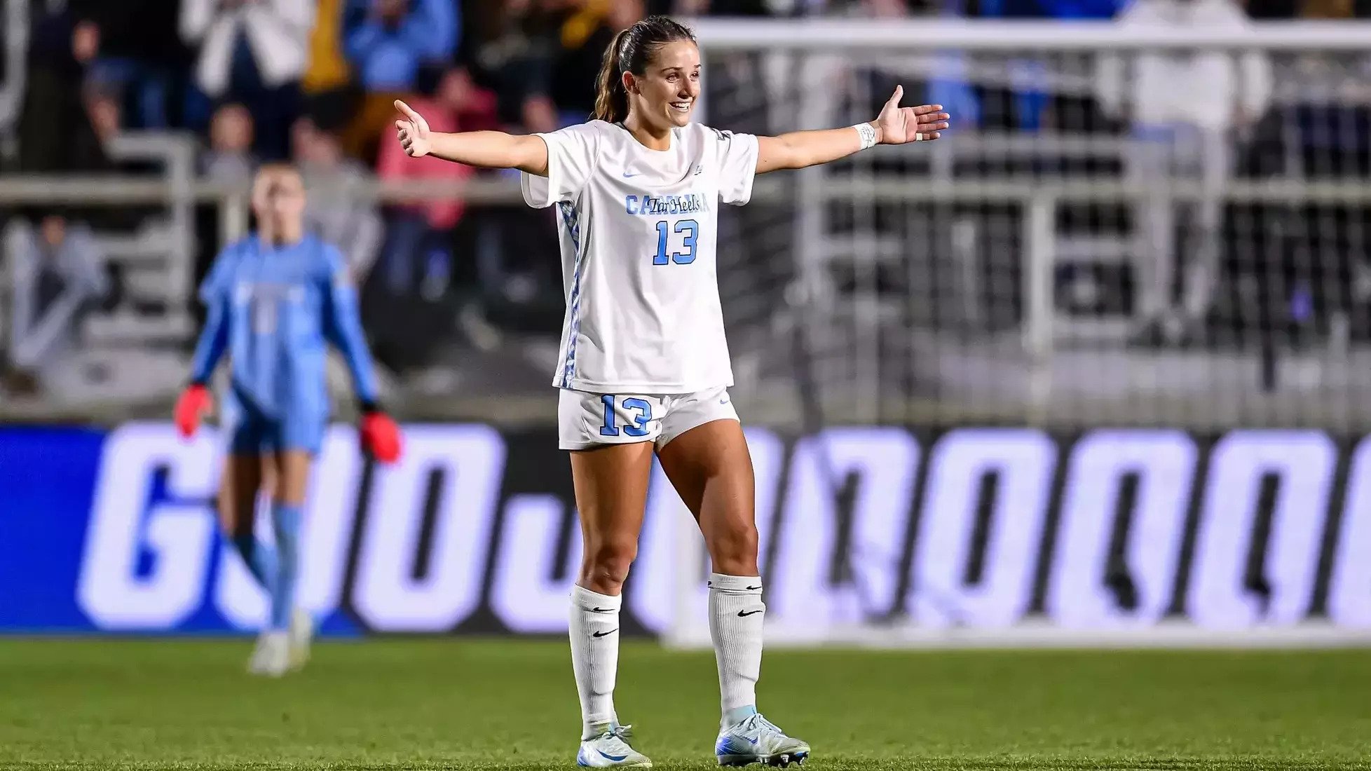 Houston Dash sign North Carolina forward Kate Faasse — Bayou City Soccer