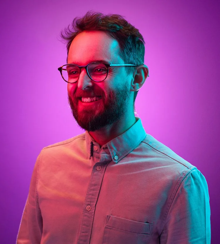 The Team — Vibrant