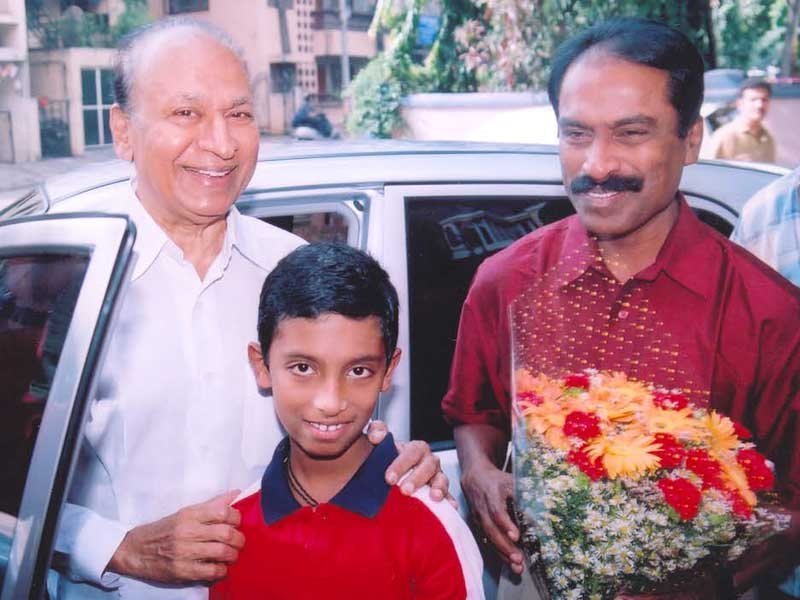 GMREJOYZ - Banquet's , Auditorium & Catering