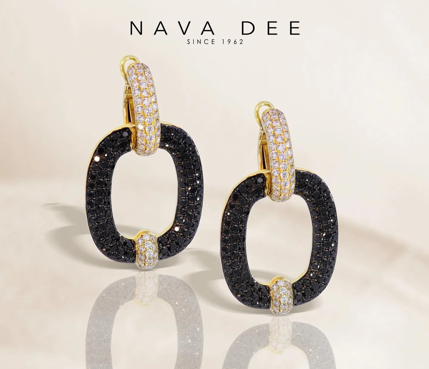 Nava Dee