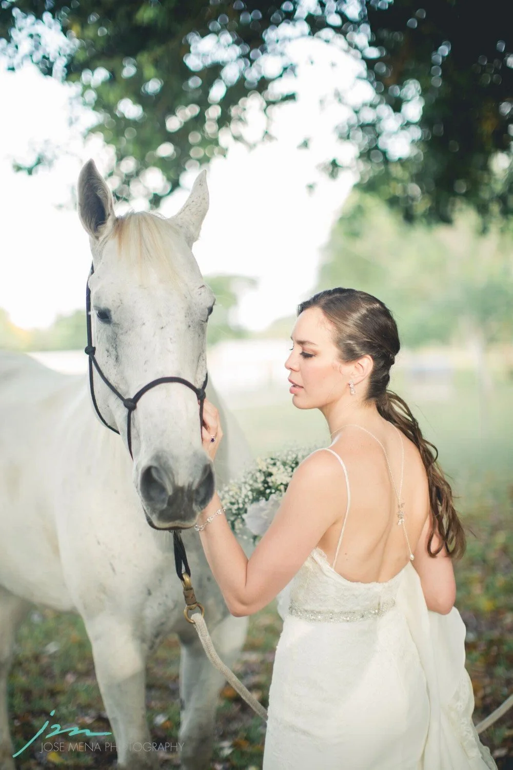 About us — SCHARON ISSE MAKEUP & HAIR