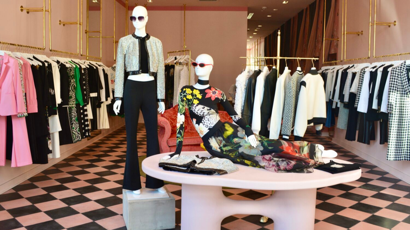 Event Alert: Alice + Olivia to Host Selini Accessories Trunk Show ...