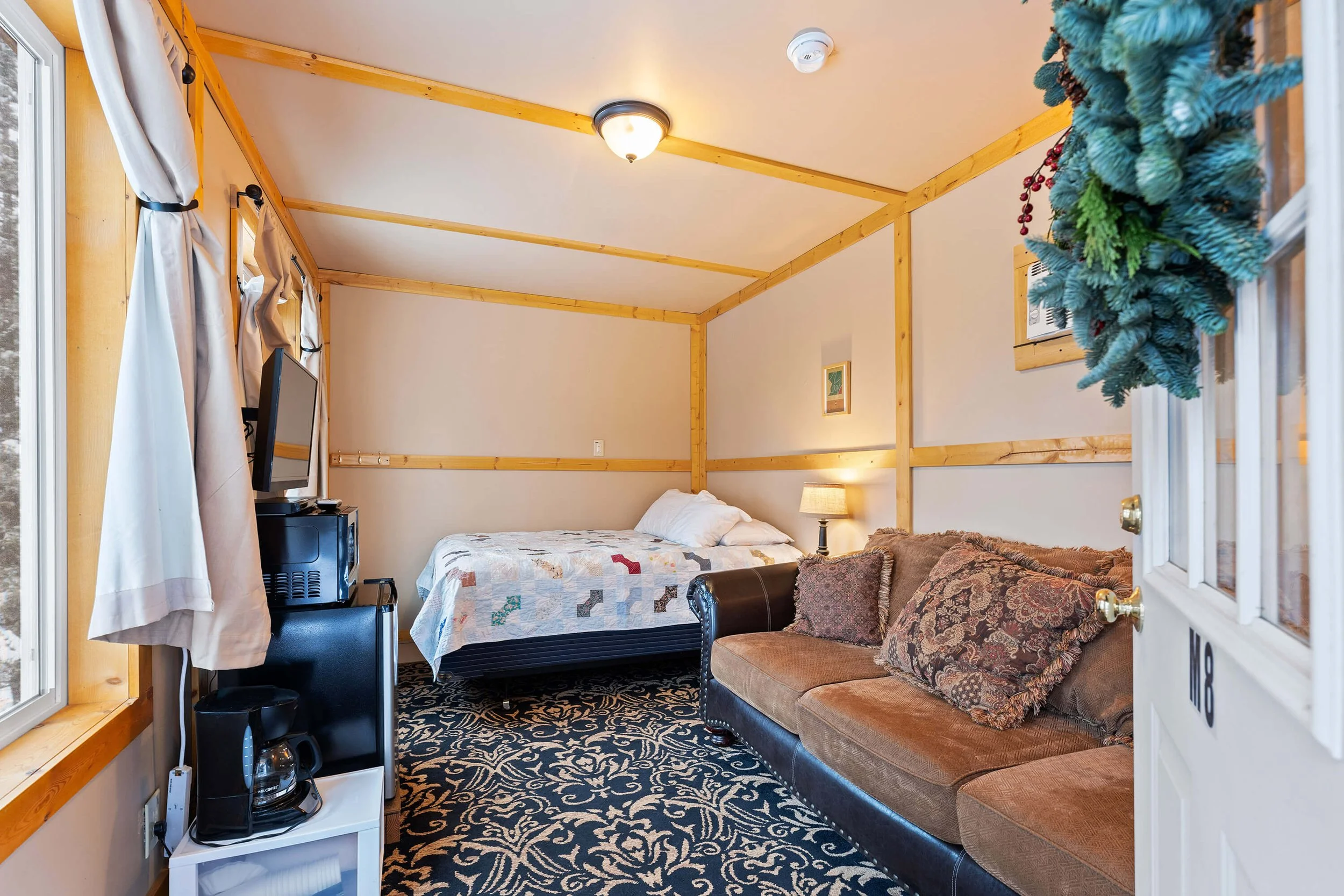 A Guide to the Studio Cabins at Echo Valley Resort and Cabins — Echo ...