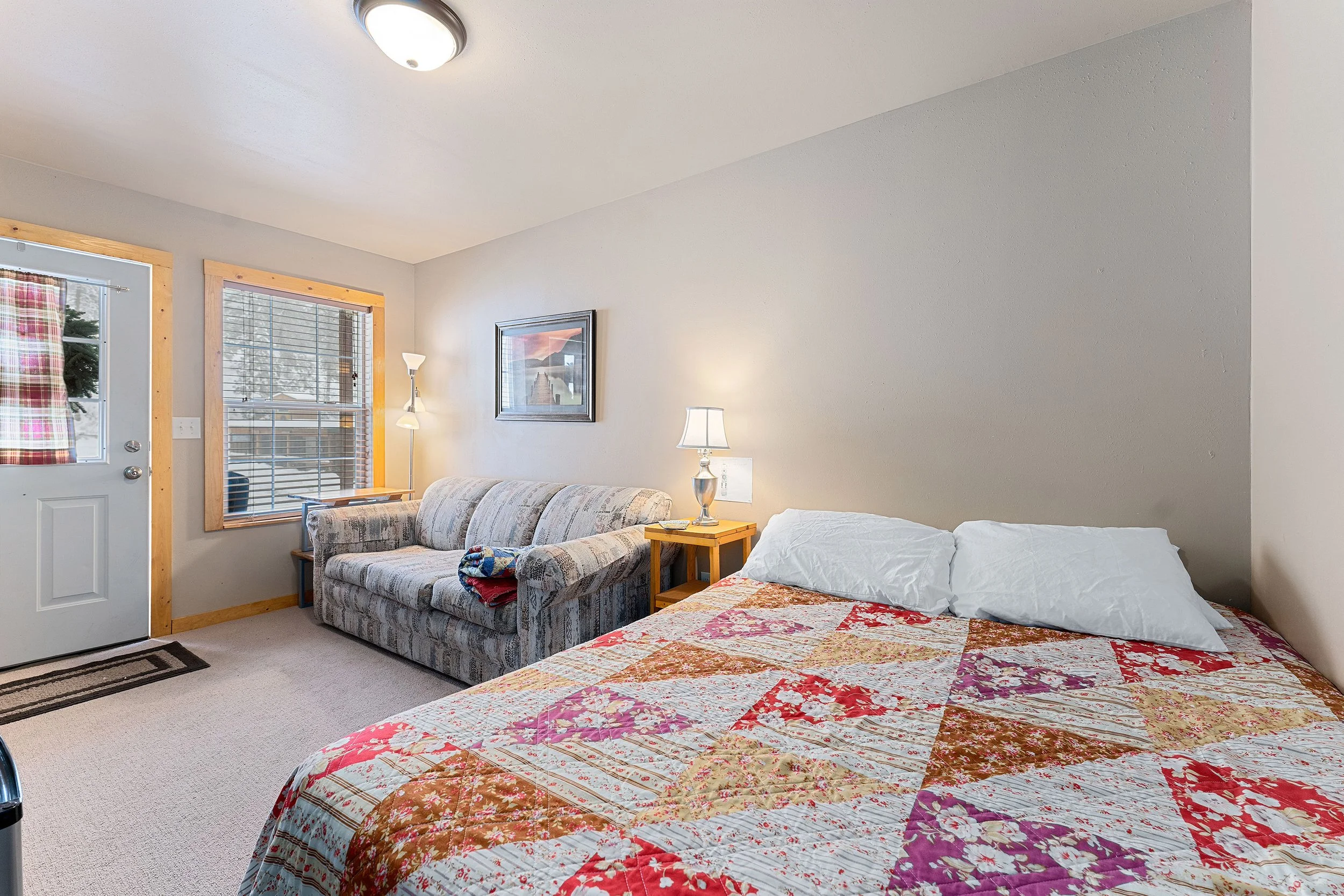 A Guide to the Studio Cabins at Echo Valley Resort and Cabins — Echo ...