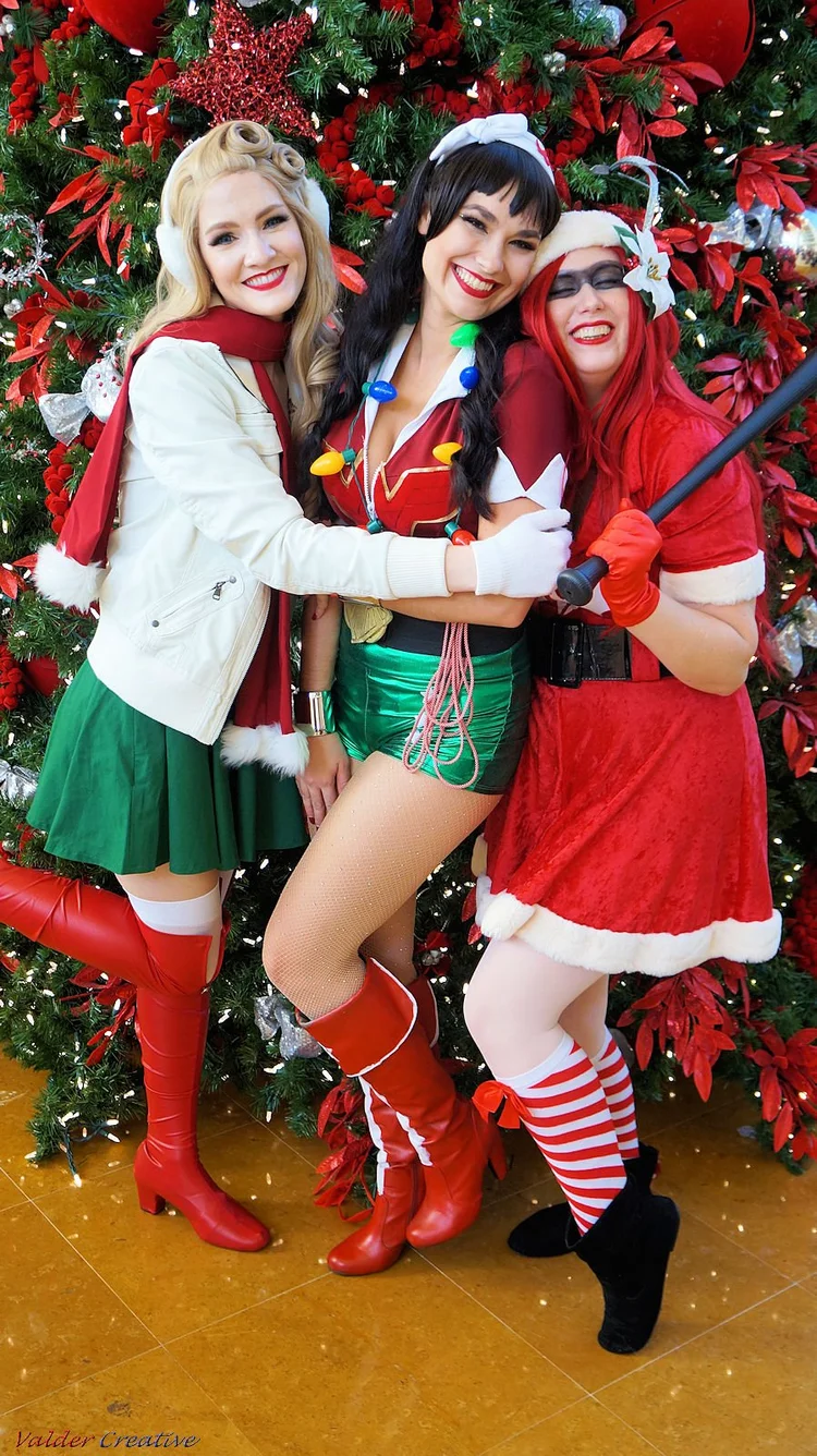 The Bombshells Cosplay