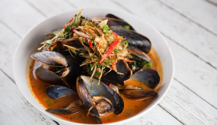 Thai Coconut Mussels — Good Chef Bad Chef